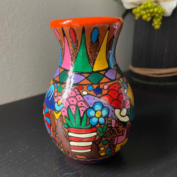 MEXICANA | Art | Small Hand Painted Mexican Pottery Art Folk Vase Latin ...